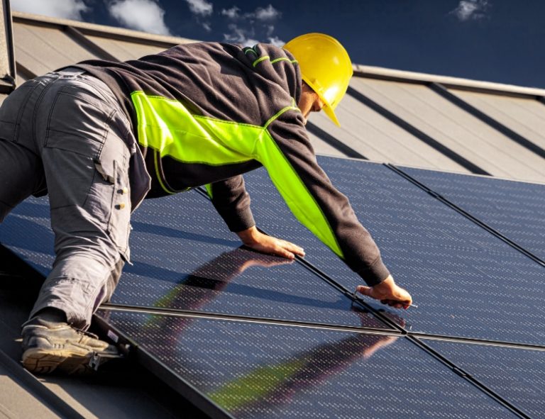 Home - MAG Solar Canada